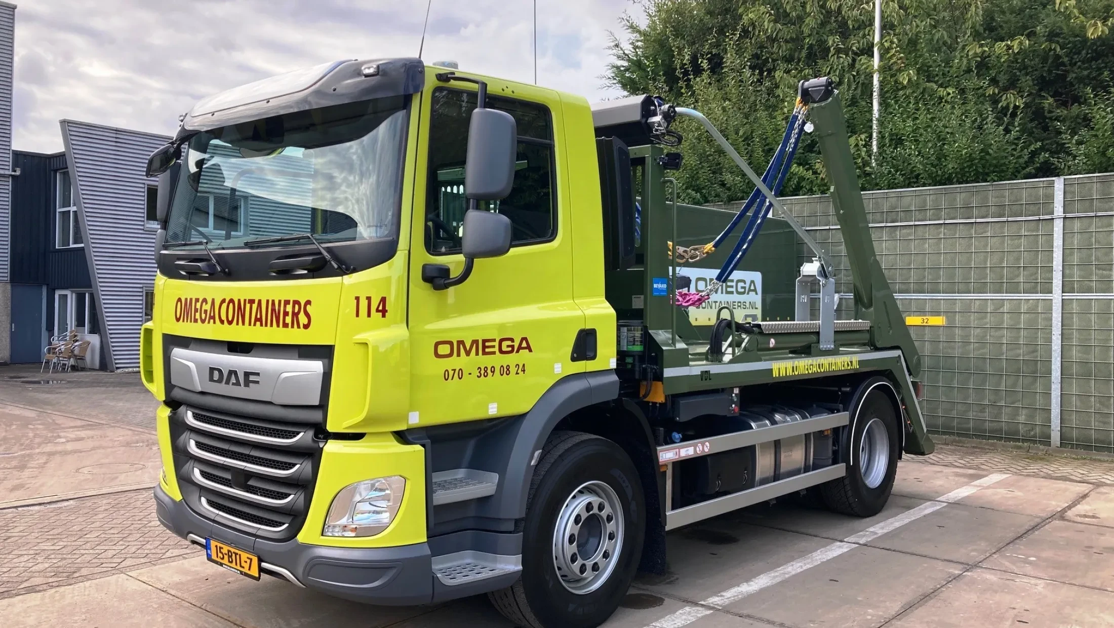 DAF CF 300 FA DC Portaal - Omega Containers - 14-10-2022 | BLOM-DSW